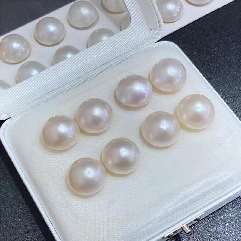 13-15mm white round mabe pearls - Pearls from China